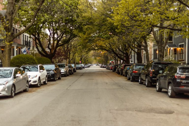 On-street vs. off-street parking: which should you choose?