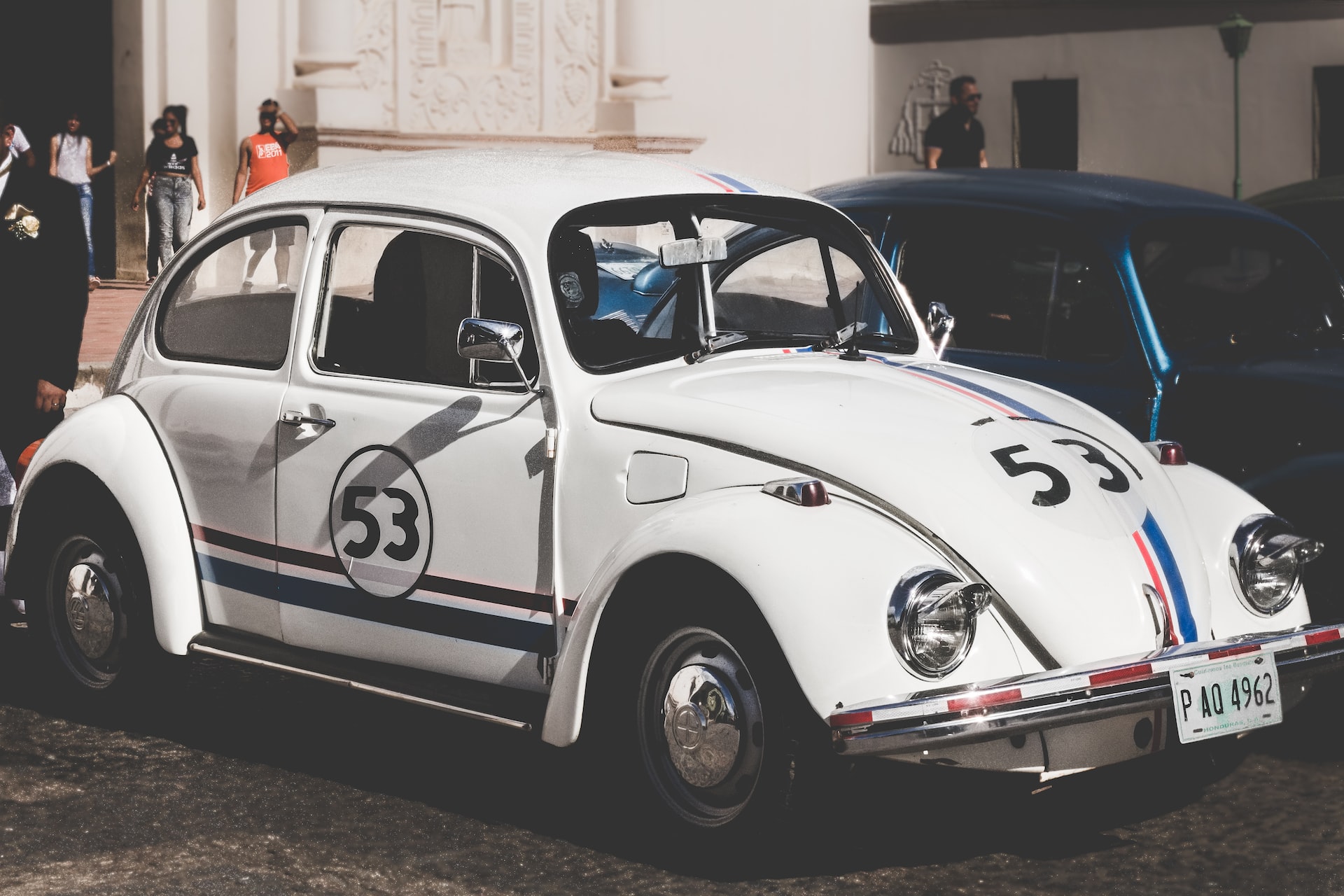 100 White Car Names to Suit Your Ride’s Classy Looks