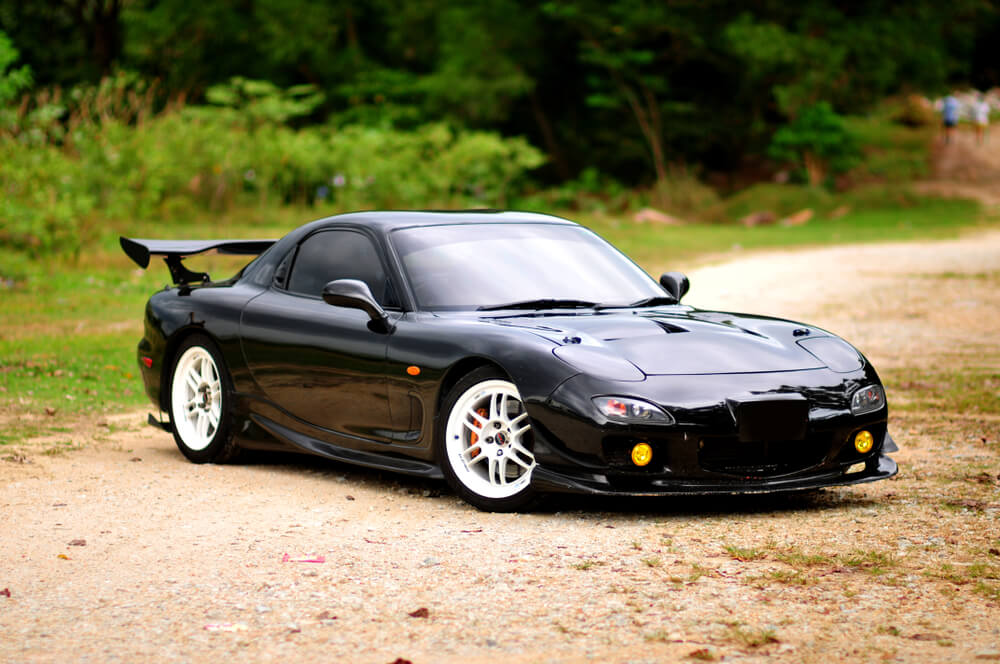 Mazda RX-7: Legenda JDM Rotary Twin-Turbo