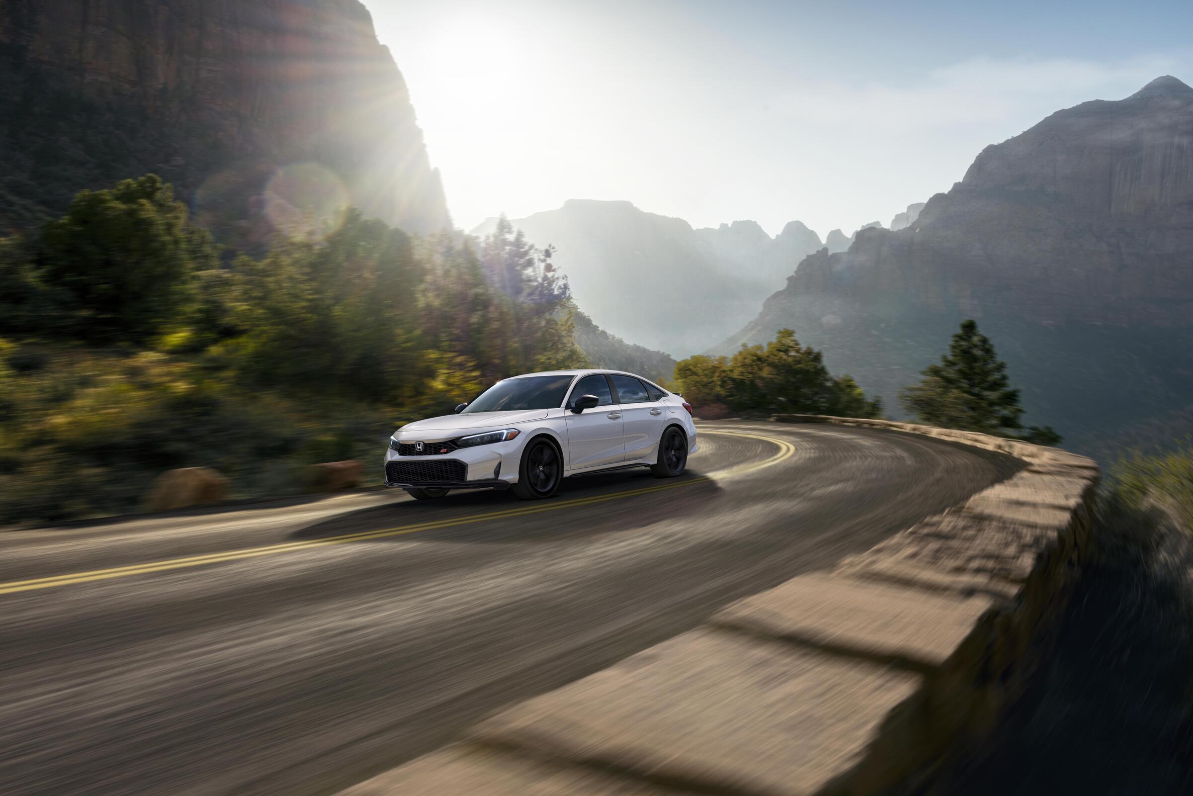 10 Best Cars for Road Trips